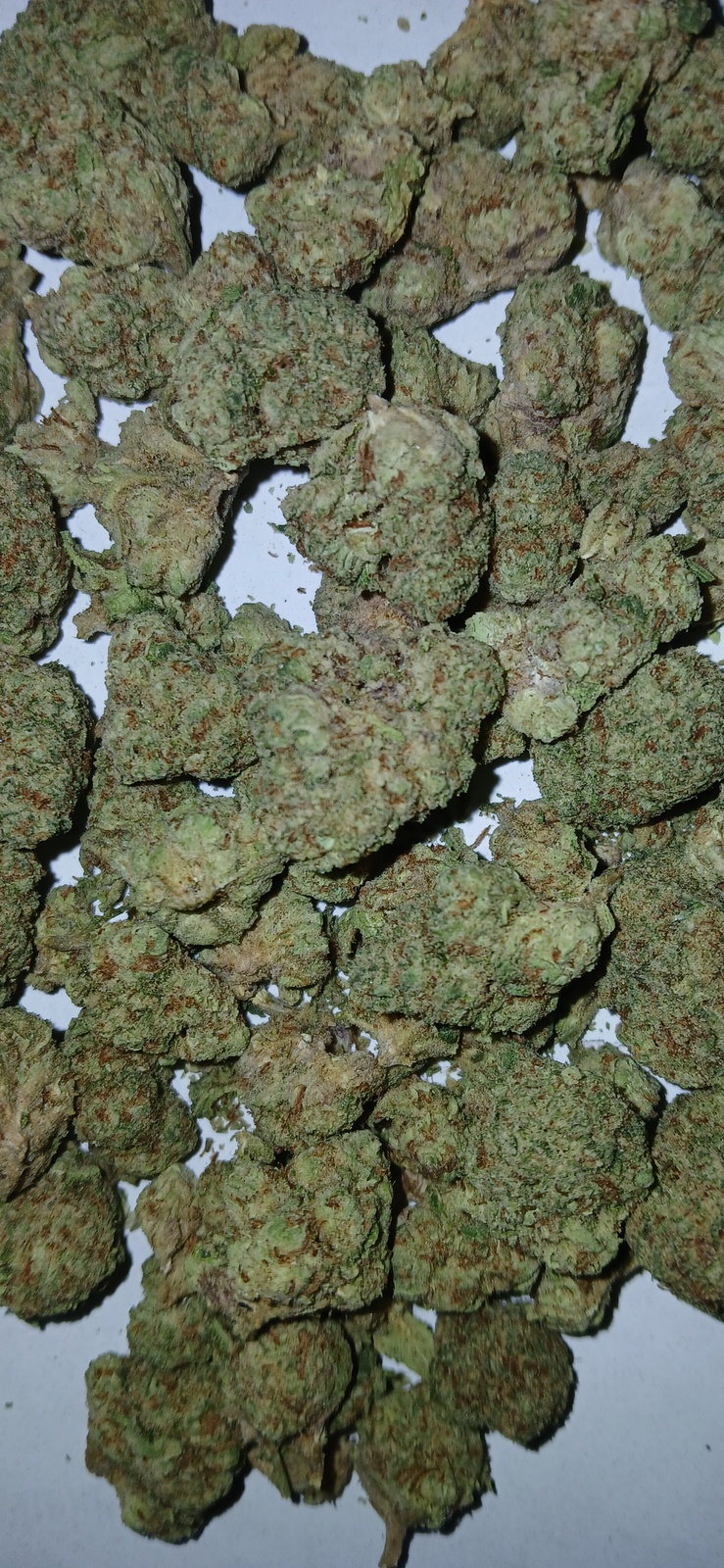 Blue Flame Marijuana Strain Information & Reviews | AllBud