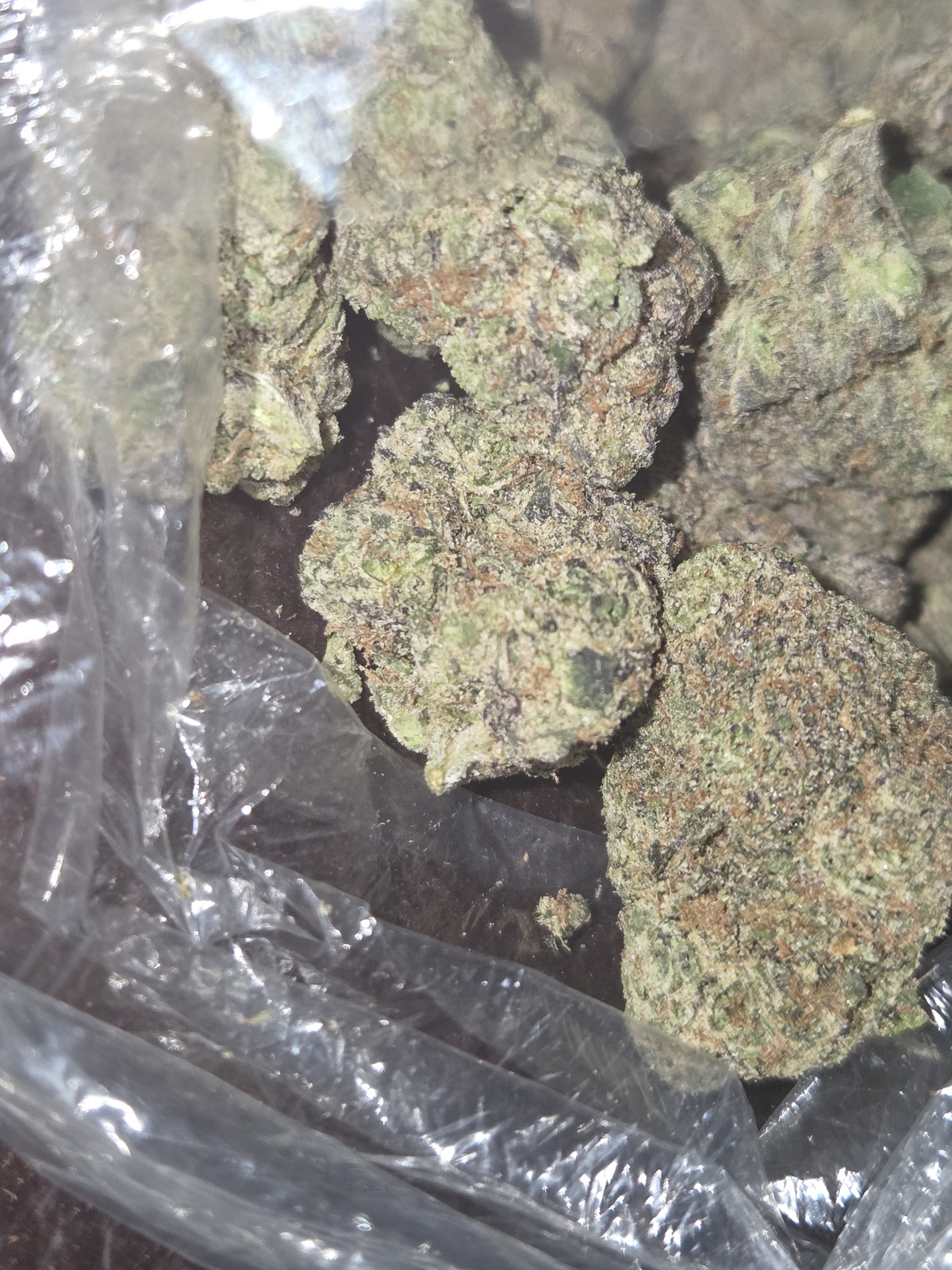 Lemon Poppers Marijuana Strain Information & Reviews | AllBud